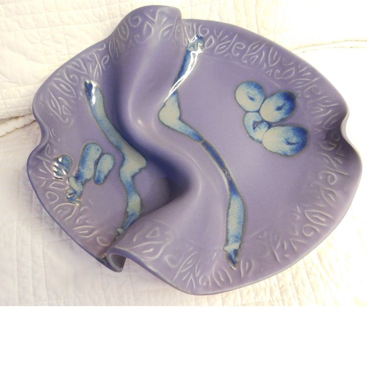 Hilborn Canadian Art Pottery Bowl Signed Pinched Wave Style Plate