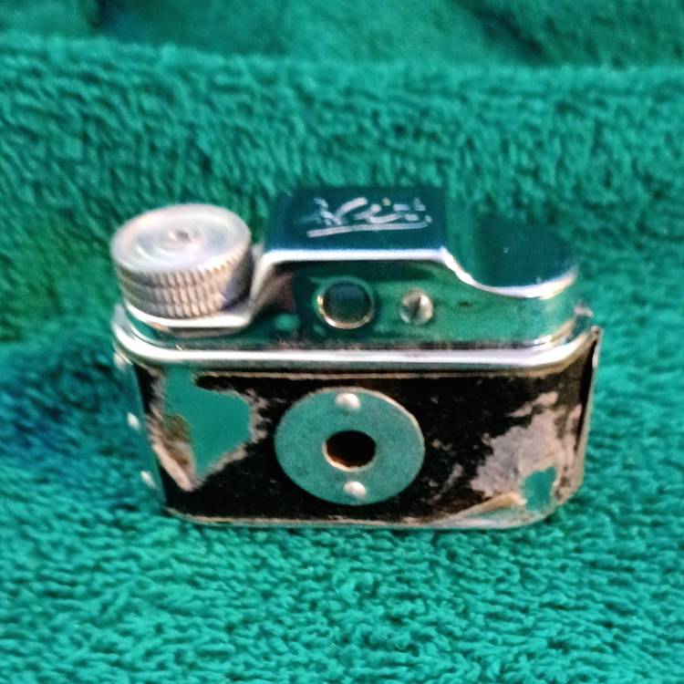 Vintage Mini SPY CAMERA MINIATURE HIT Made In JAPAN w Leather Case