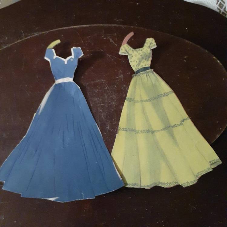 "Margot" Paper Doll With 6 Outfits