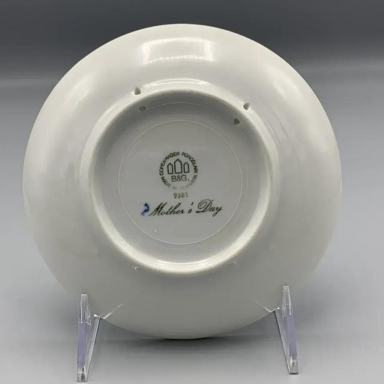 1981 Bing and Grondahl Mother's Day Plate Hare and Young Wildlife Ltd ...