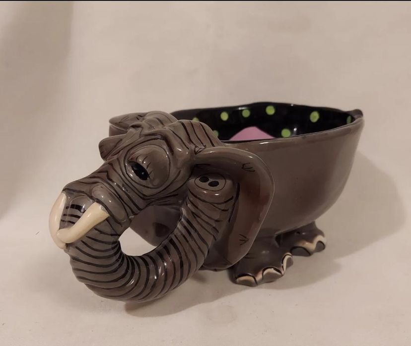 SWAK Linda Corneille Elephant Dish