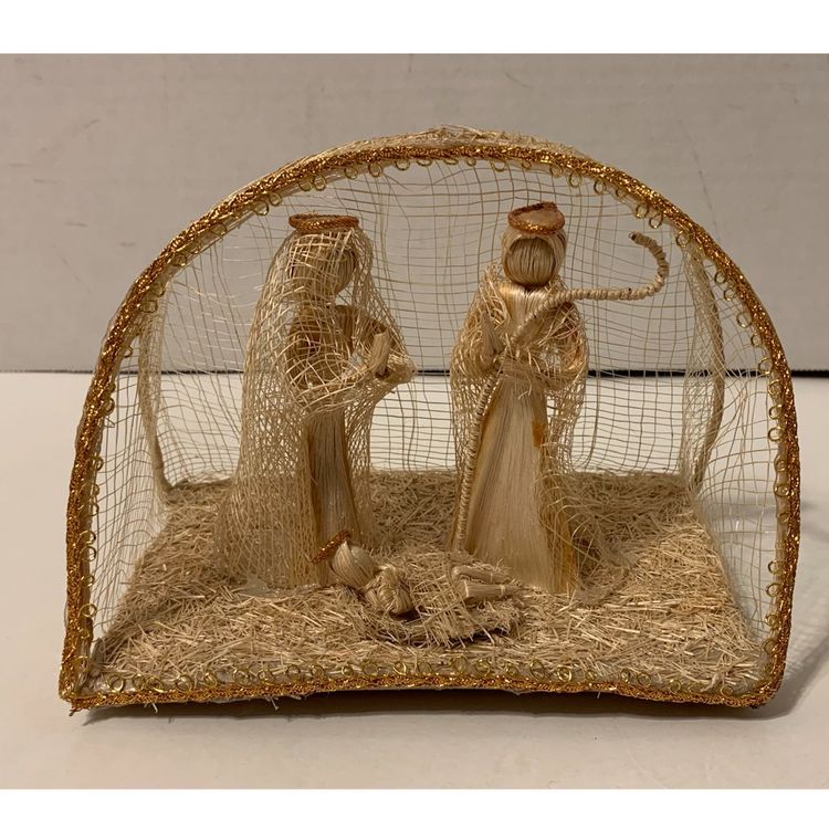 Vintage Philippines Corn Husk & Straw Nativity Scene Decoration