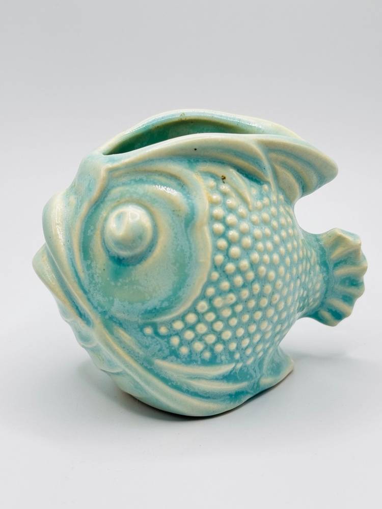 004 Nelson McCoy Fish Planter Aqua