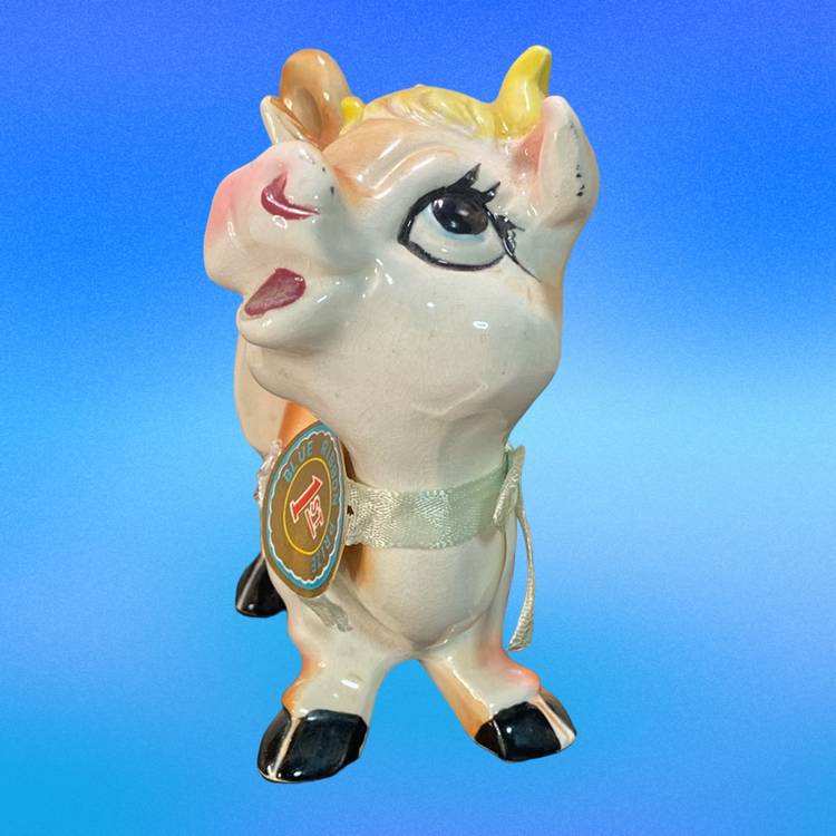 024. Kitschy Tilso Ceramic Cow Condiment Holder