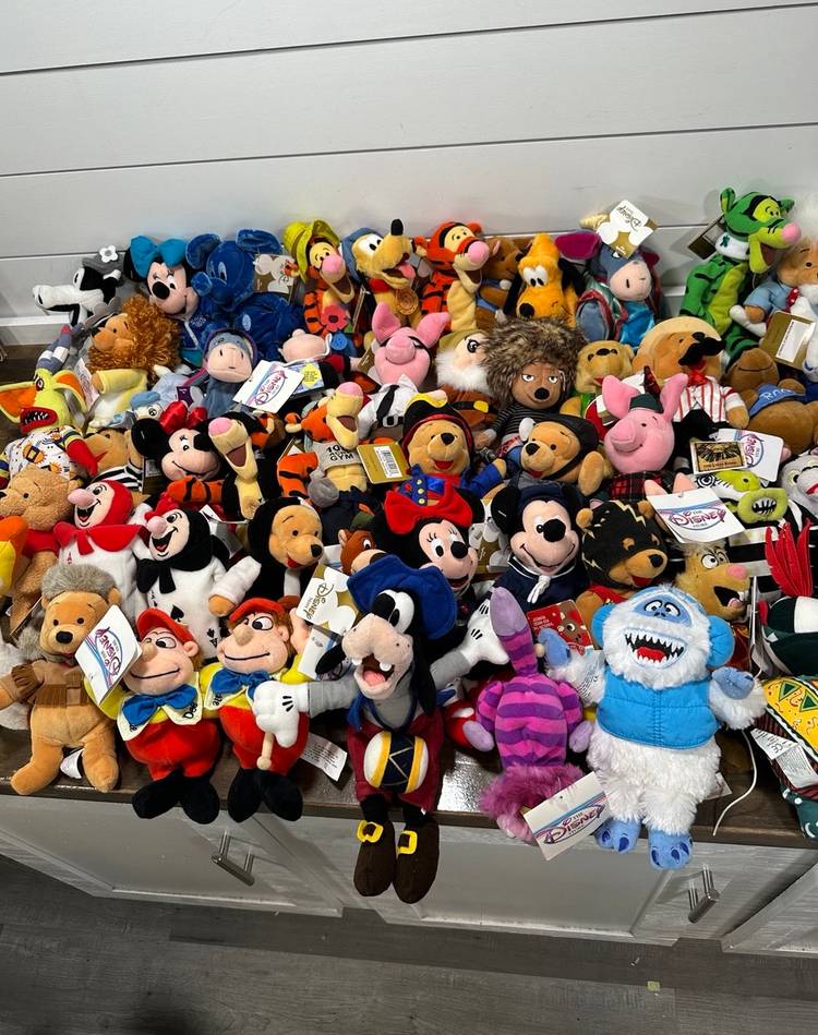 Collectibles · District