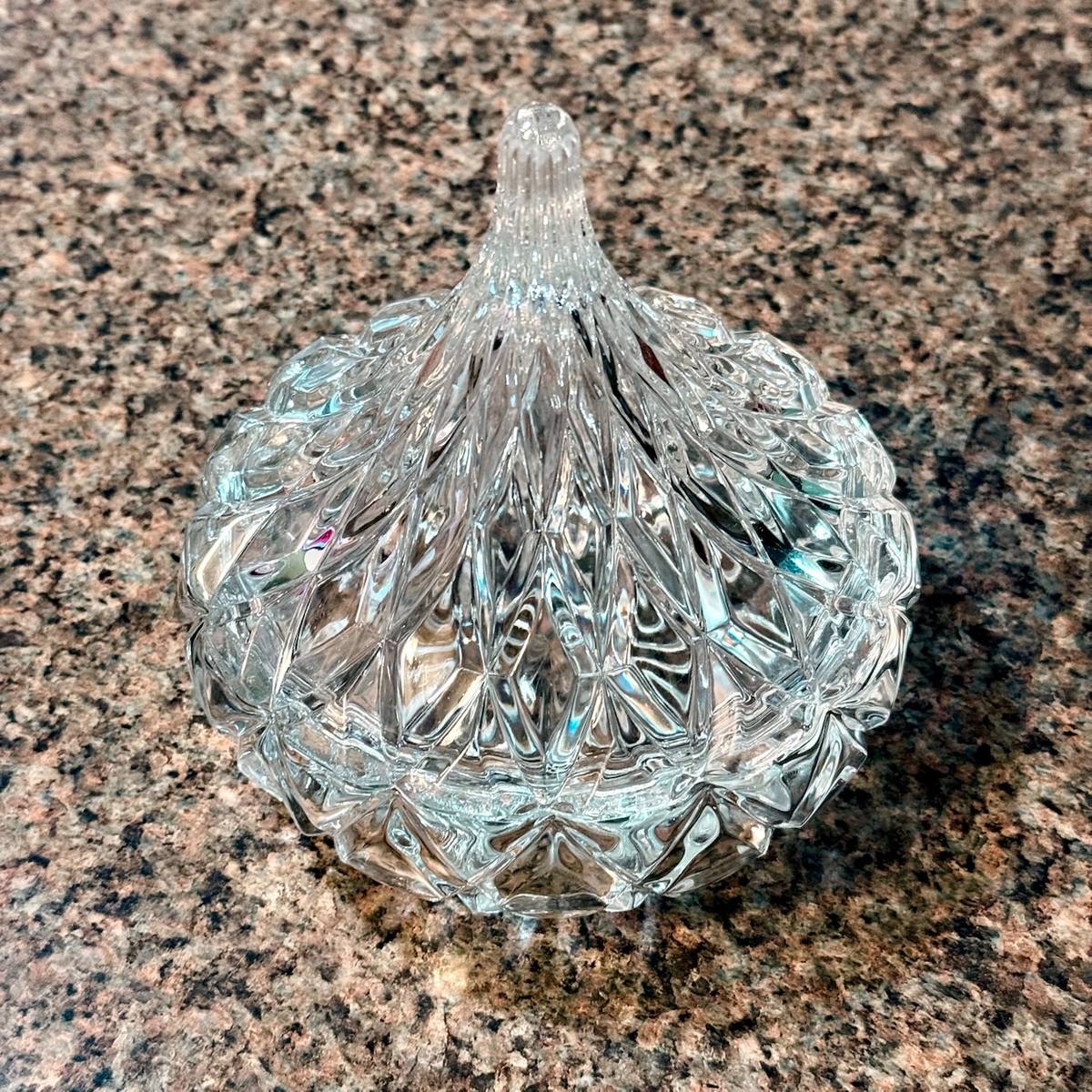 Niknax · Vintage Shannon Crystal Designs of Ireland Hershey Kiss Lidded ...