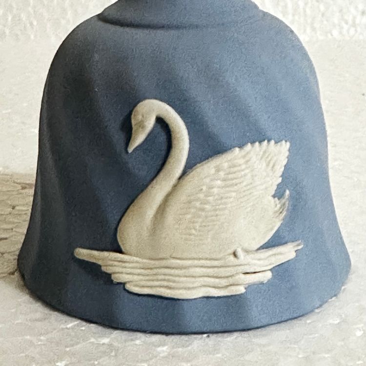Wedgwood England Jasperware Blue With White Swan and Snowflake Bell
