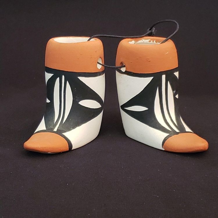 Native American Cowboy Boots Pair Ceramic Handmade & Signed FELIZ N.M ...