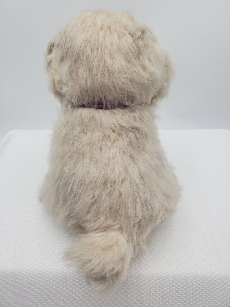 Vintage Commonwealth Plush Off-White Shaggy Sitting Dog Stuffed Animal 11"