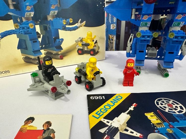 LEGO Classic Space Robot Command Center 6951, Collector Piece, Complete ...