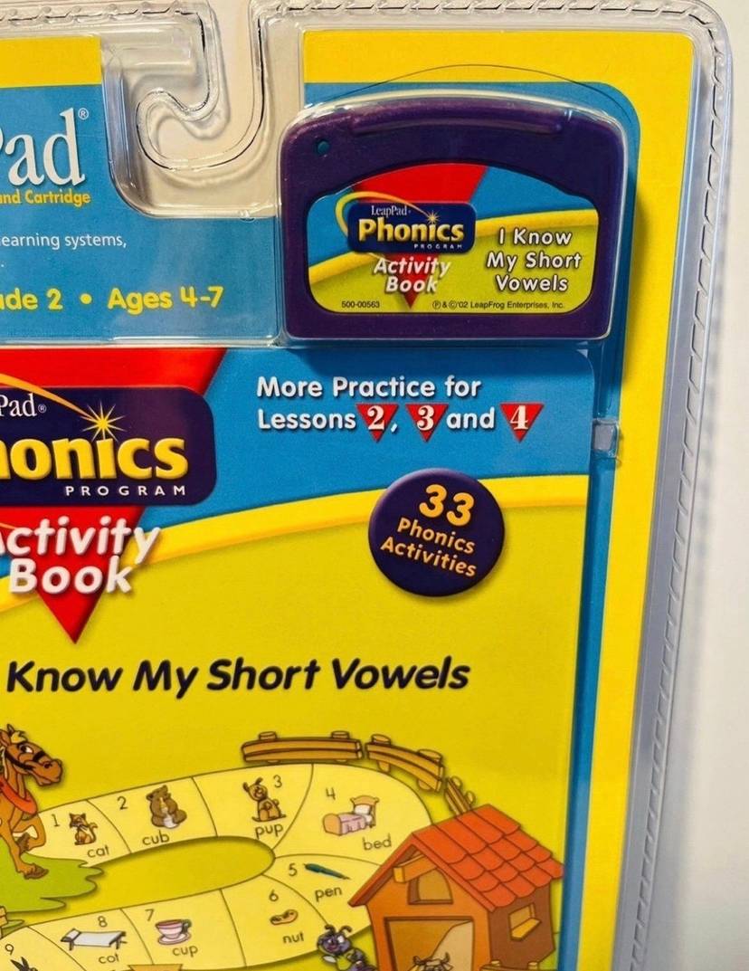 LeapFrog LeapPad Phonics Program Activity Book I Know My Short Vowels