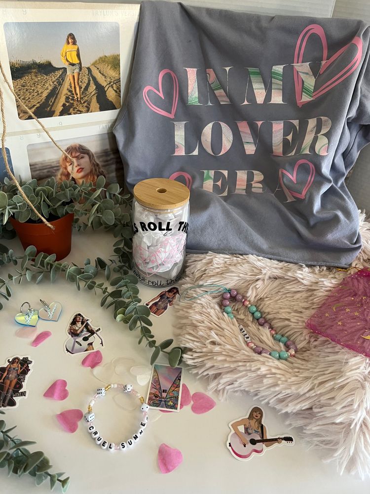 Swiftie Surprise Box