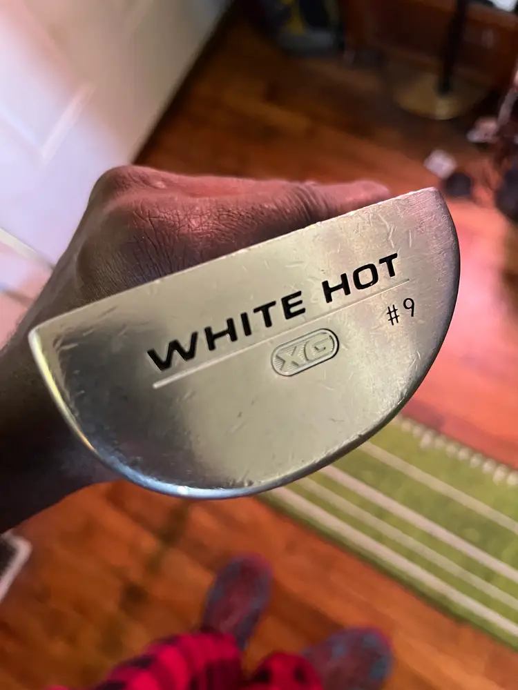 Odyssey White Hot XG No. 9