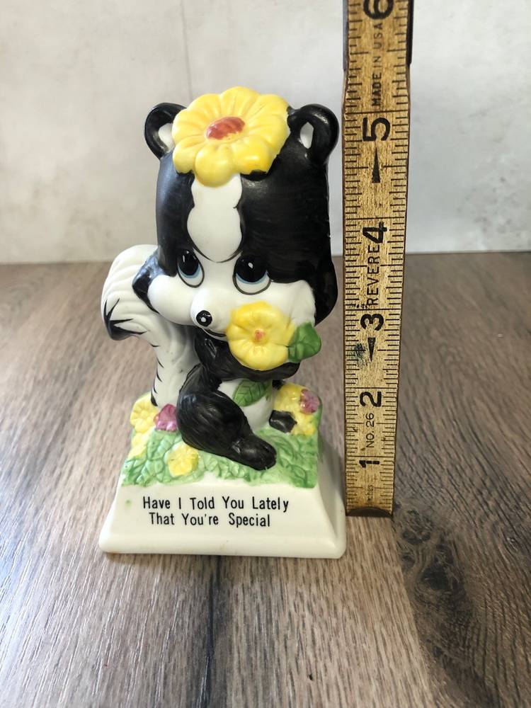 Vintage Russ Berrie You’re Special Skunk Ceramic Holding A Flower Figurine