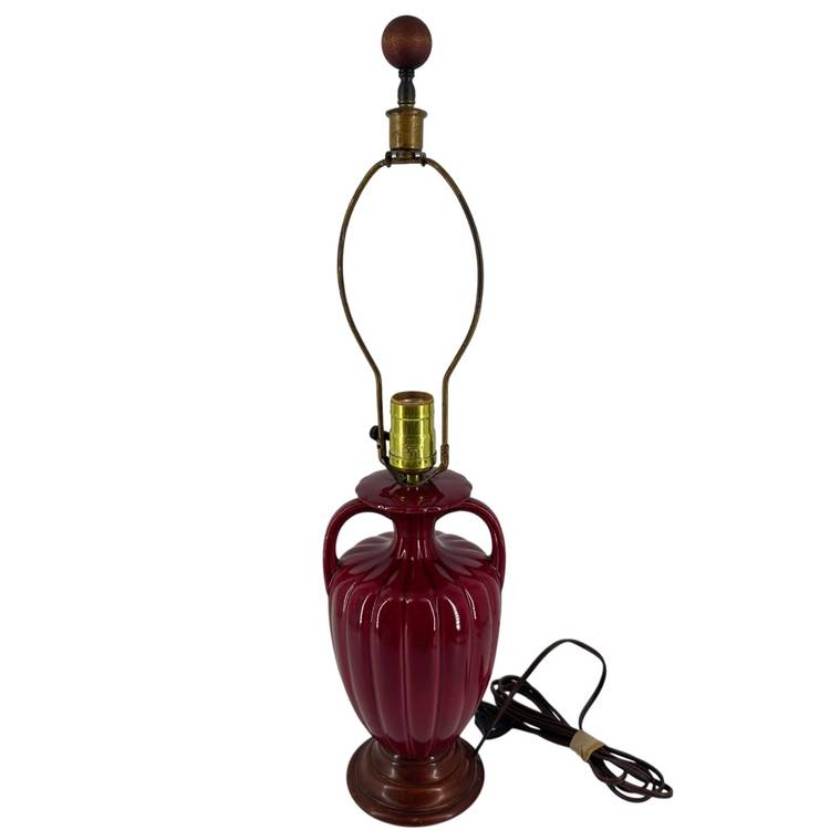 Jocelyn (Crazy Lamp Lady) · District