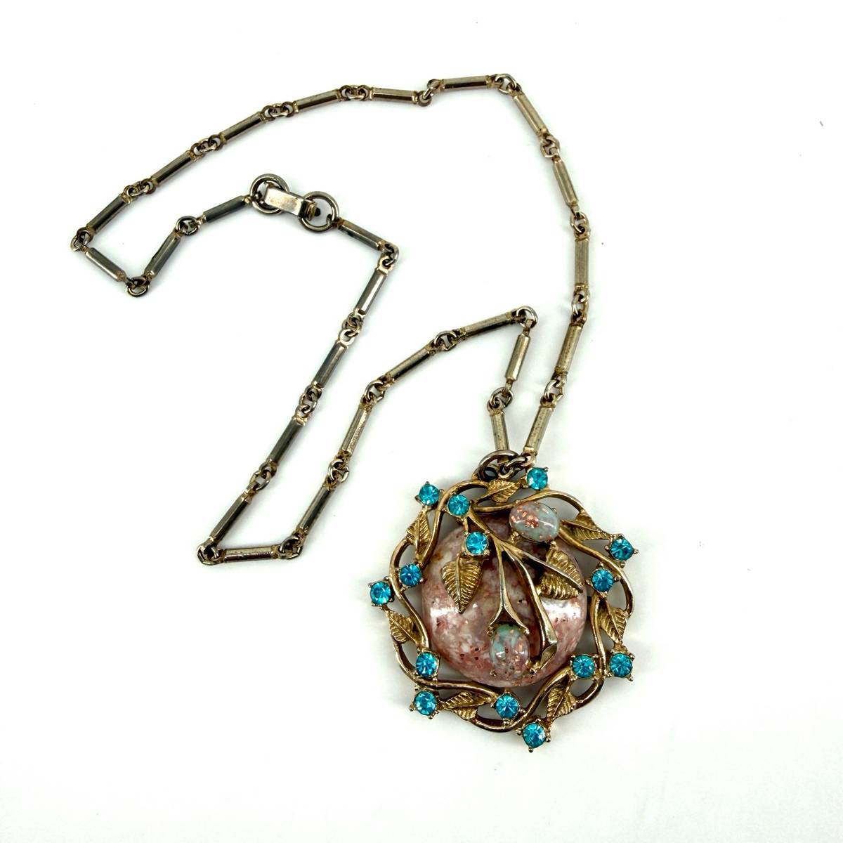 Niknax · Pink Confetti Rhinestone Necklace