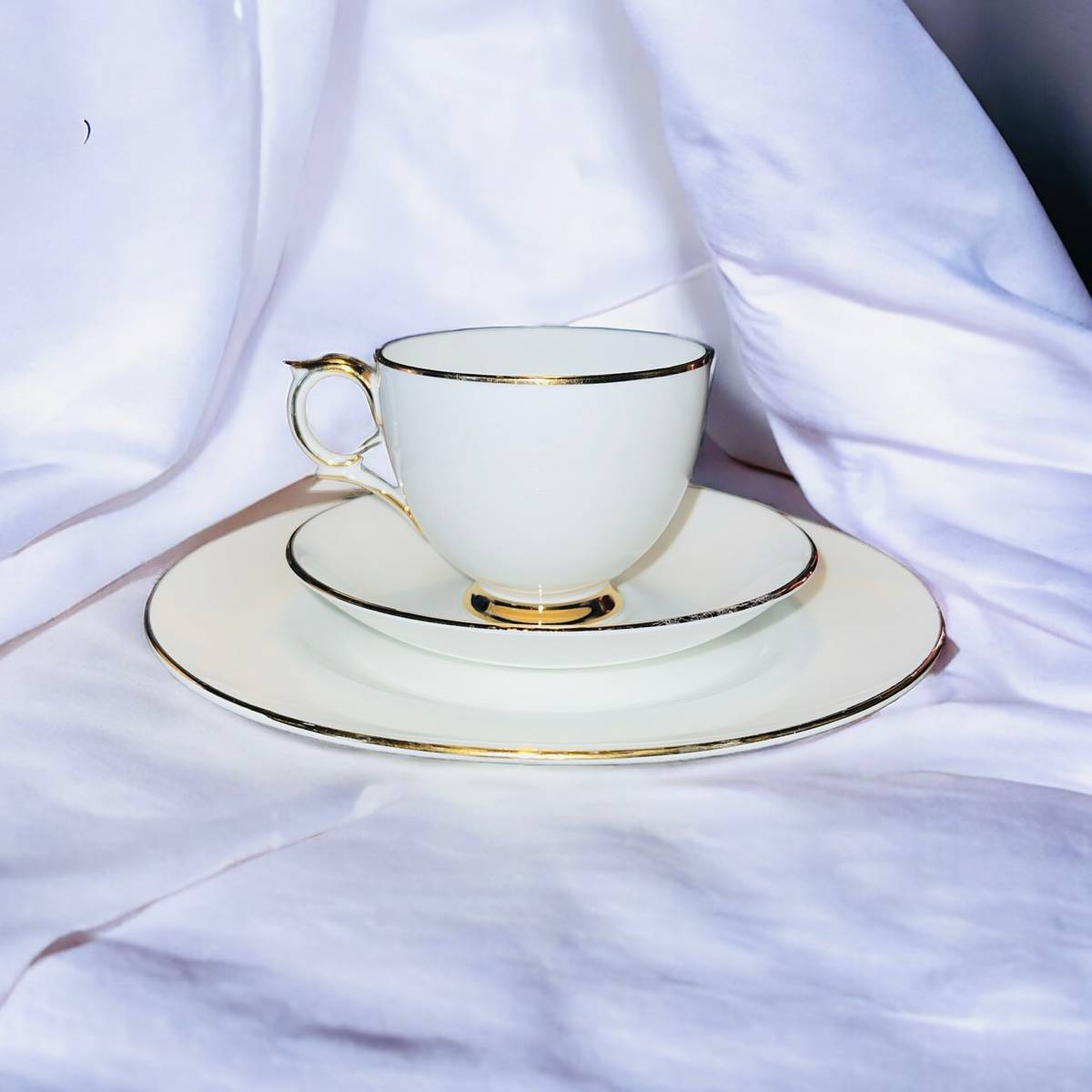 Niknax · Crown Staffordshire Cup Saucer Plate Bone China White Gold ...