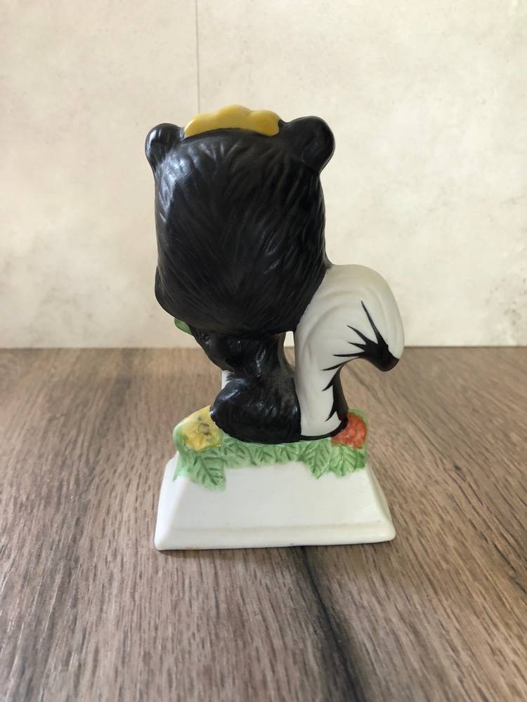 Vintage Russ Berrie You’re Special Skunk Ceramic Holding A Flower Figurine