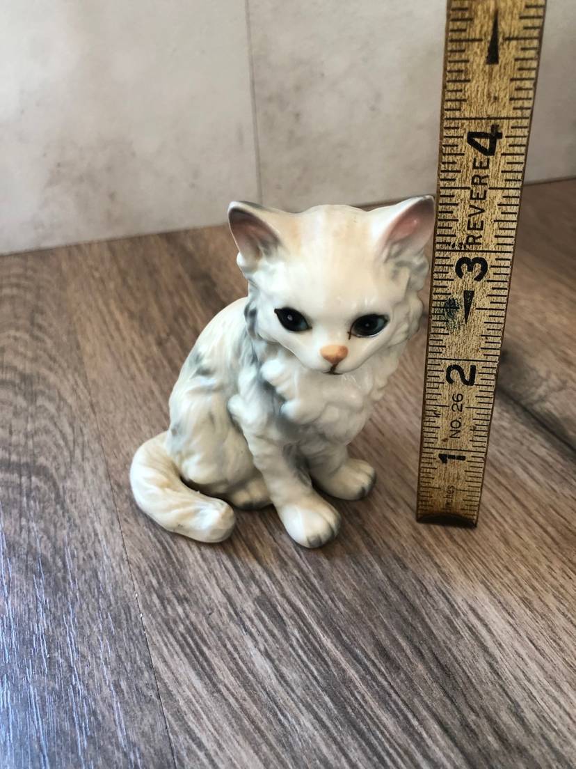 Vintage Lefton White Gray Cat Figurine Kitty Ceramic