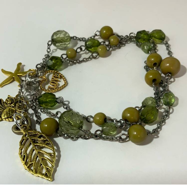 Handcrafted Beaded Green Color Charm Bracelet Gold Tone Vintage And New ...