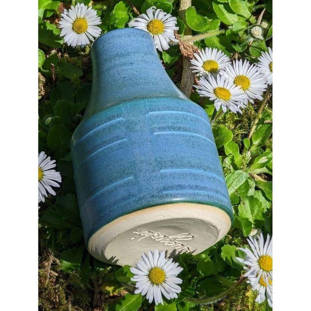 Beautiful Guggenheim Pottery Vase Gradient Blues with Squared Accents ...