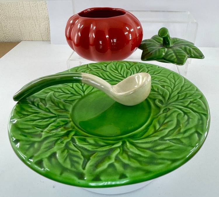 Vintage Ceramic Tomato Shaped Bowl With Lid Spoon & Under Plate