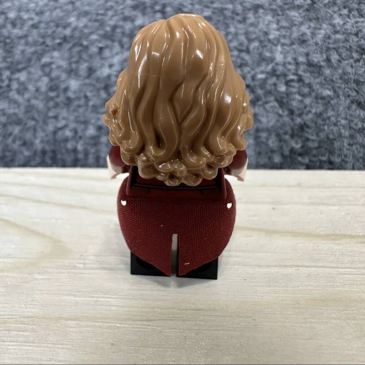 LEGO Minifigure Marvel The Scarlet Witch Wanda Maximoff 76266 Endgame ...