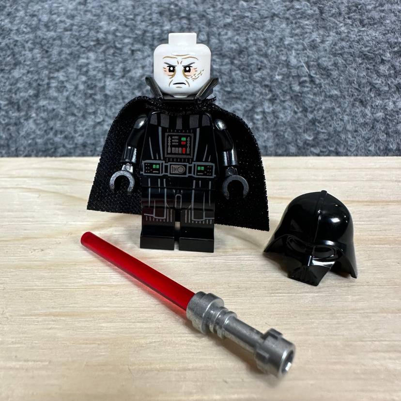 LEGO Star Wars DARTH VADER Minifigure sw1249 NEW 75347 w/Lightsaber
