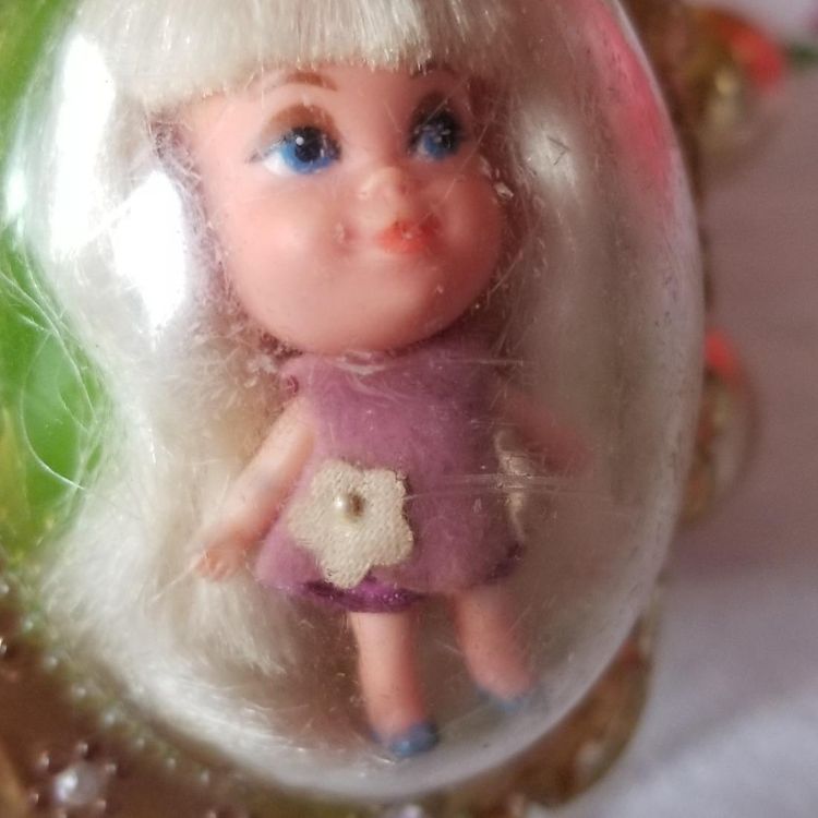 Mattel Lucky Locket Kiddle - Lilac - Green Case