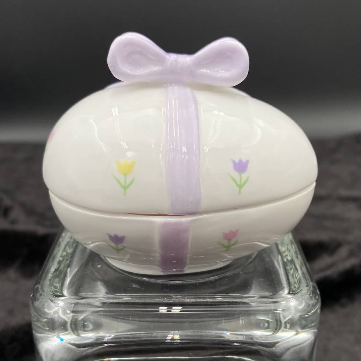 Niknax · Beacon Hill Ceramic Easter Egg Candle, Purple Bow/Tulips ...