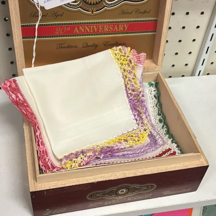 Wooden Cigar Box With 12 Crocheted Edge Hankies