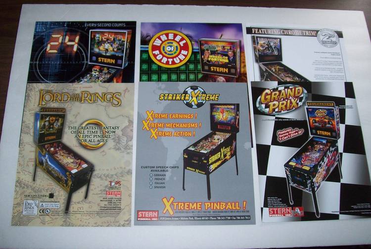 Pinball FLYERS Harley Davidson 24 Lord Of The Rings Grand Prix Striker ...
