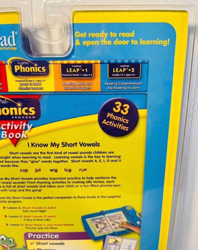 LeapFrog LeapPad Phonics Program Activity Book I Know My Short Vowels