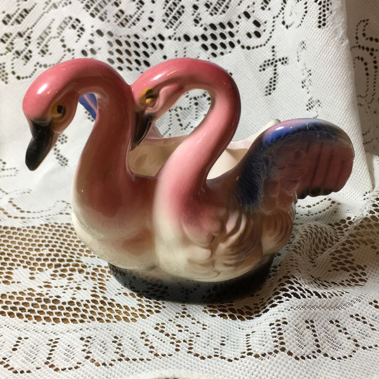 Double Swan Planter