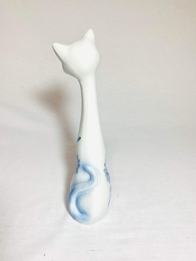 Beautiful Vintage White Ceramic Long Neck Cats Statue Sculpture ...